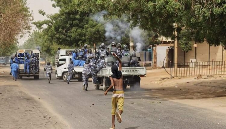 السودان الشرطة تكشف عن وقوع 7 حوادث من المتظاهرين بالخرطوم وتعلن مقتل